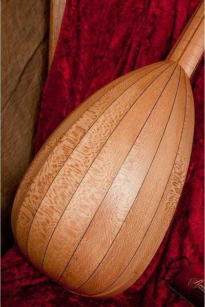 Roosebeck 7 Course Descant Lute | Padded Gig Bag | Extra String Set